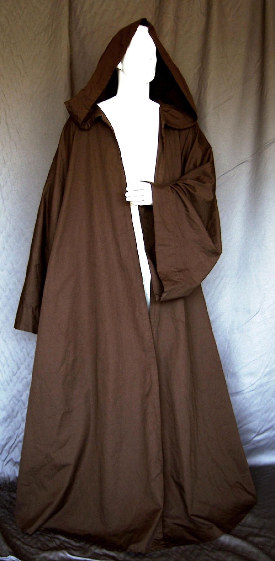 Mystik Merchant Robes & Cloaks